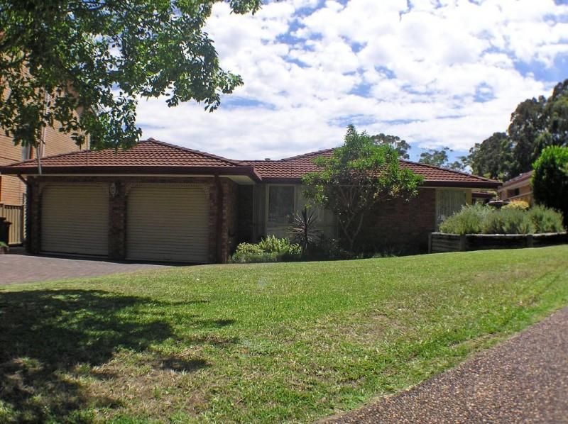 9 Henman Close, Point Clare | Property History & Address Research | Domain
