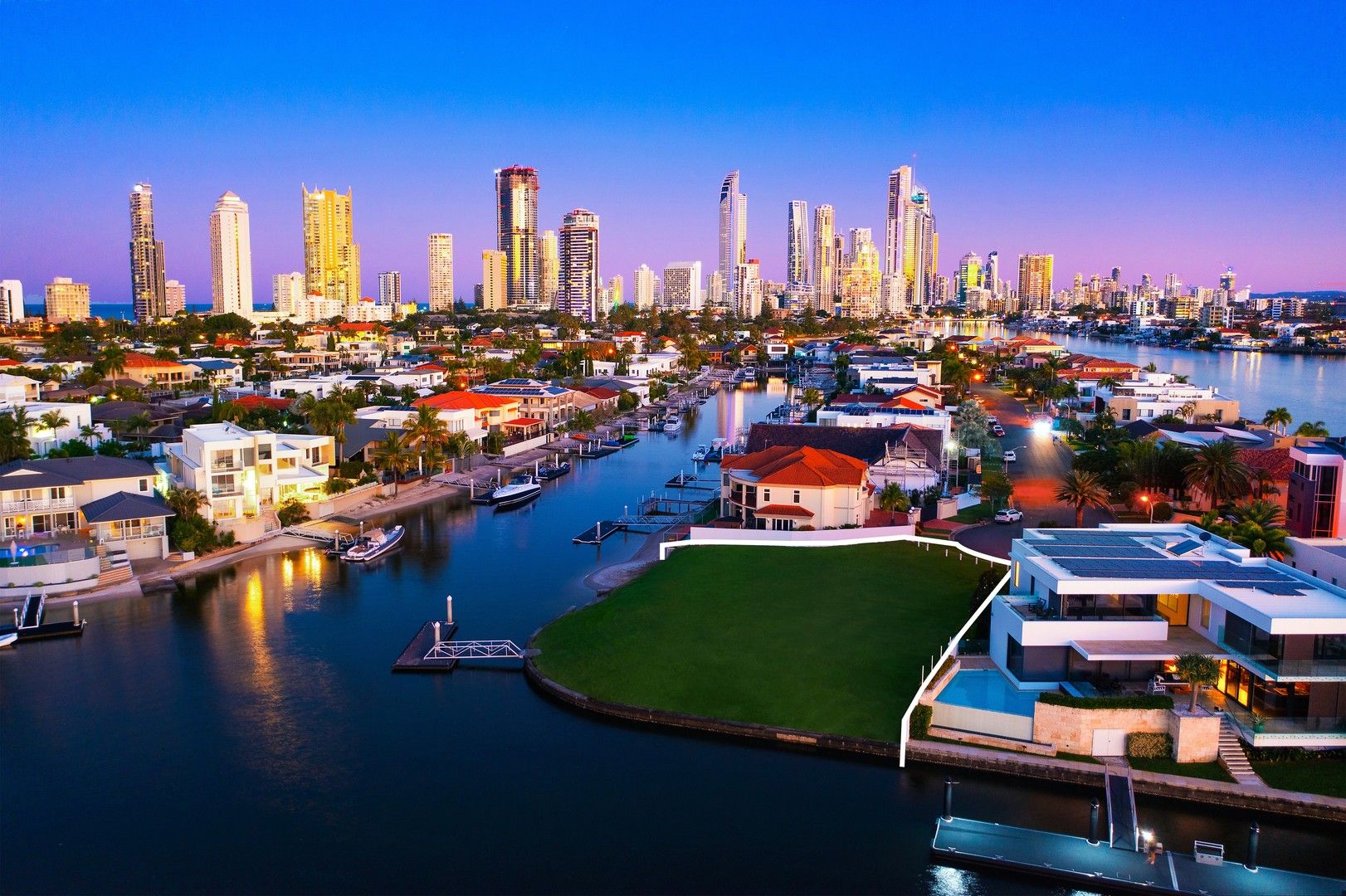 85 Admiralty Drive, Paradise Waters QLD 4217 | Domain