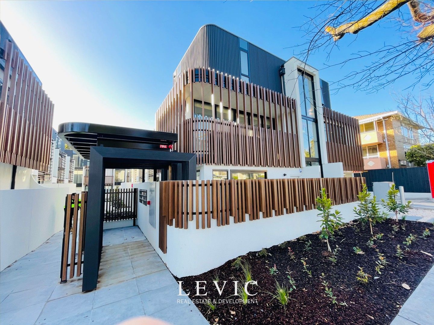 13/68 Walpole Street, Kew VIC 3101 - Townhouse For Rent | Domain