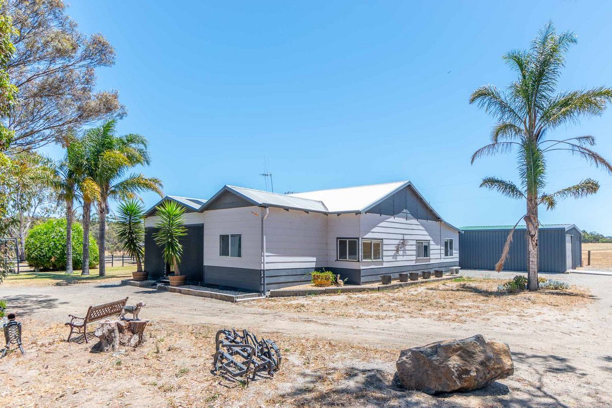 899 Carbarup Road, Kendenup WA 6323 - House for Sale | Domain