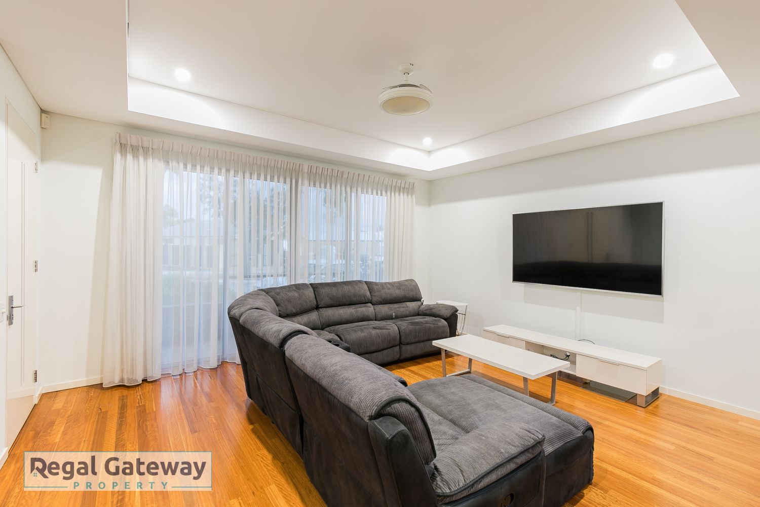 76 Whimbrel Crescent, Coodanup WA 6210 | Domain