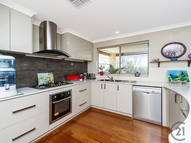 Sold 23 Wedgetail Retreat, Halls Head WA 6210 on 27 Feb 2020 ...