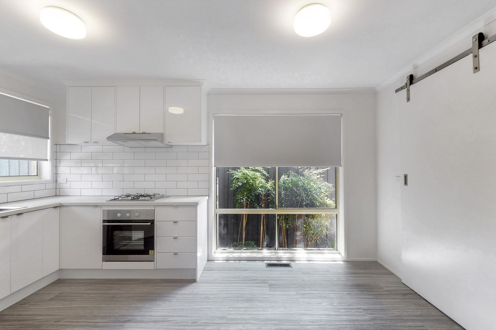 1/30 Tucker Road, Bentleigh VIC 3204 - Townhouse For Rent - $585 | Domain