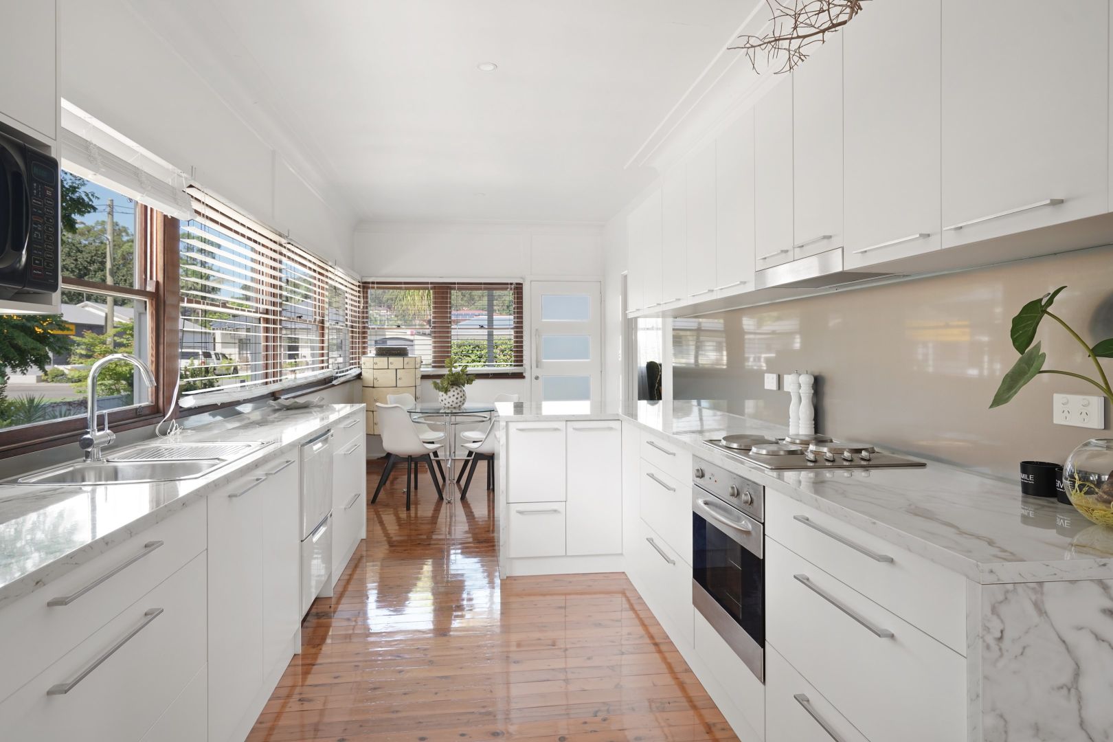 5A Mimosa Ave, Saratoga NSW 2251 - House For Rent - $580 | Domain