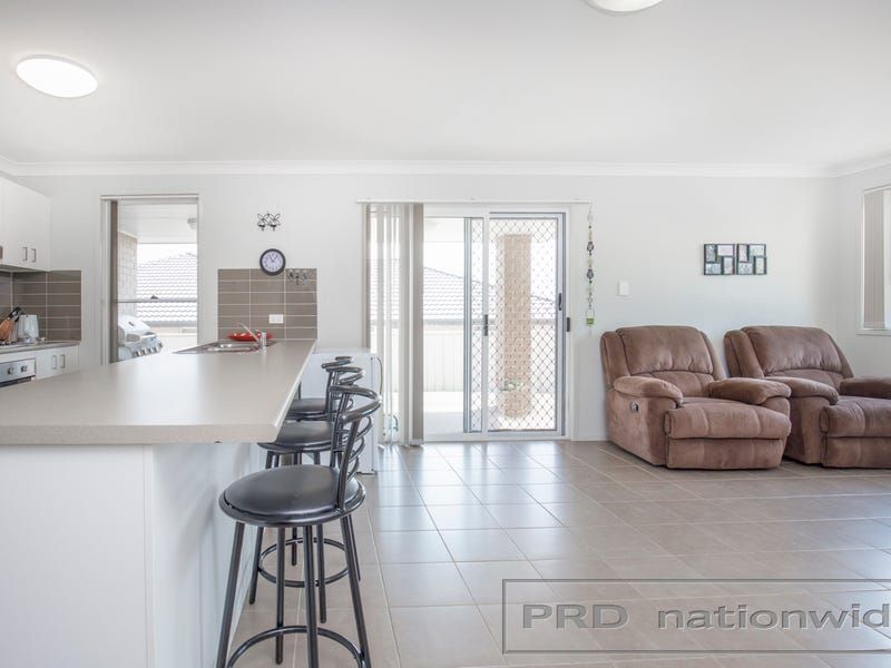 22 Ruby Road, Rutherford NSW 2320 - House For Rent | Domain