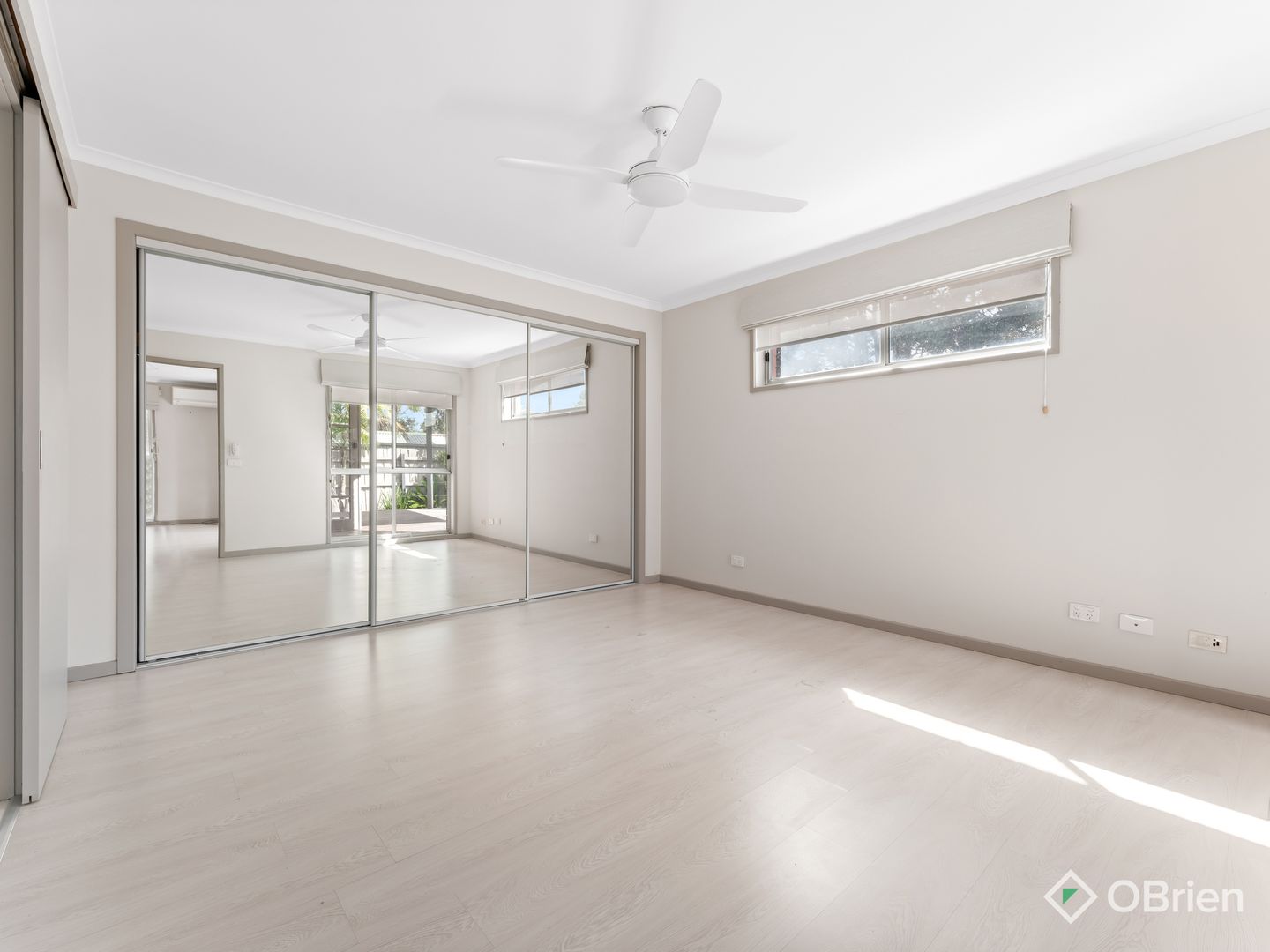 32 Mitre Crescent, Frankston North VIC 3200 - House For Rent | Domain