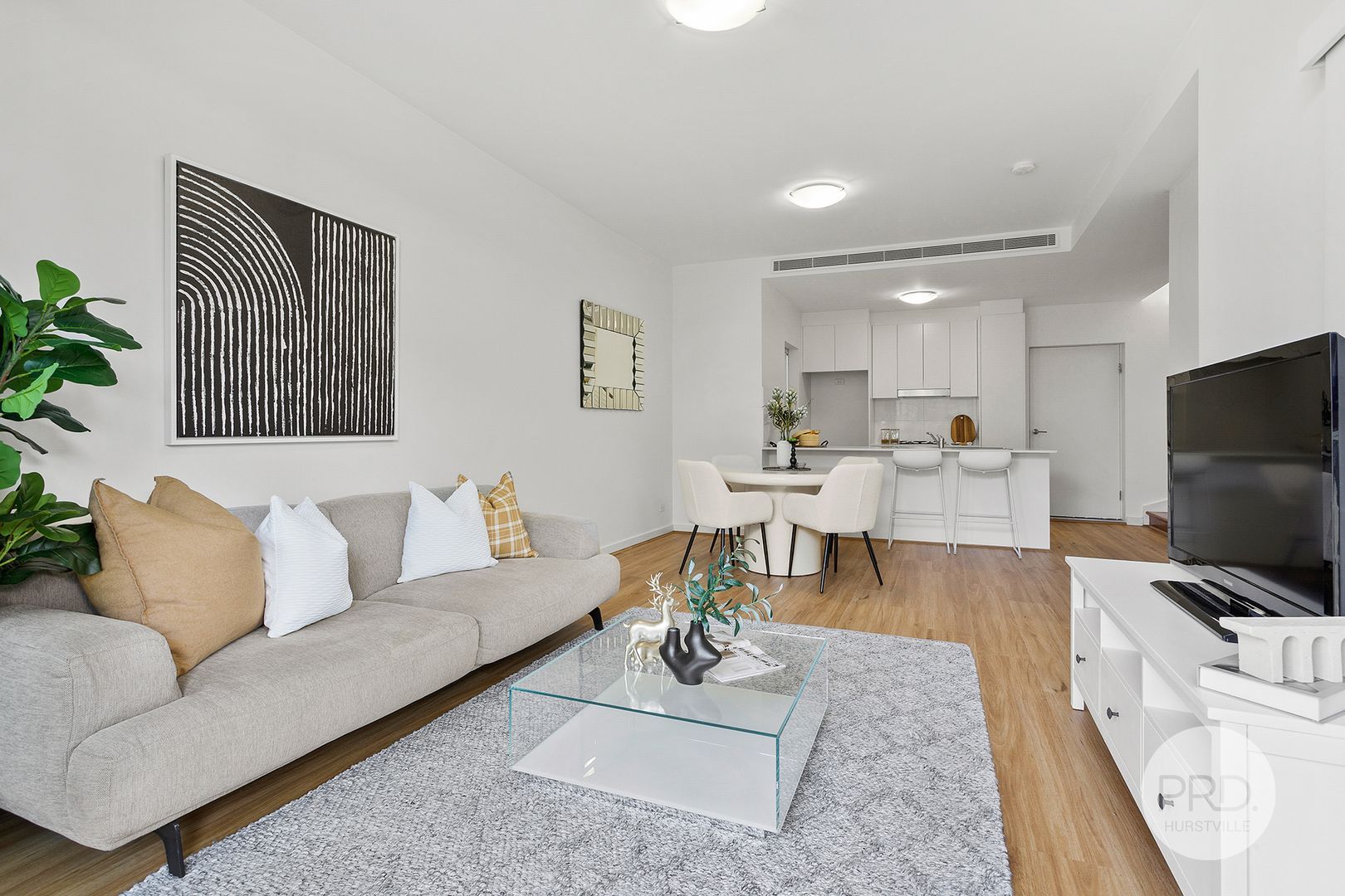 4/118-120 Kingsgrove Rd, Kingsgrove NSW 2208 - Townhouse For Rent ...