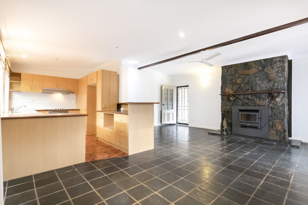 2 Fenchurch Street, Fig Tree Pocket QLD 4069 - House For Rent | Domain