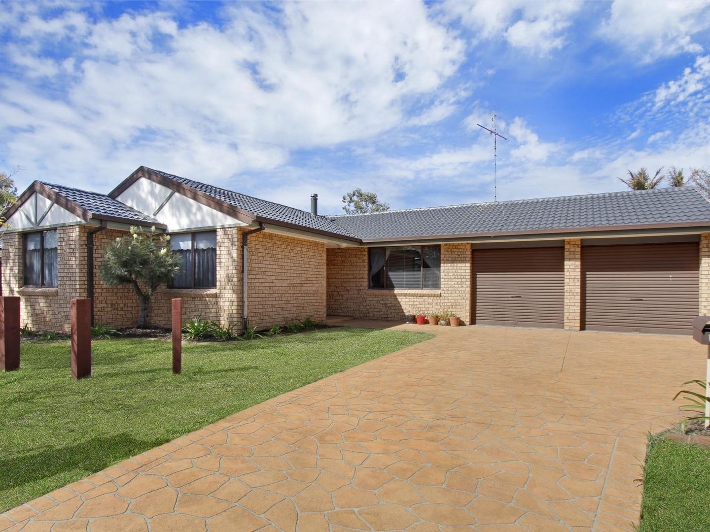 11 Hines Place, Mount Annan | Property History & Address Research | Domain