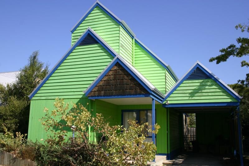 10 Beach Close, Point Lonsdale | Property History & Address Research ...