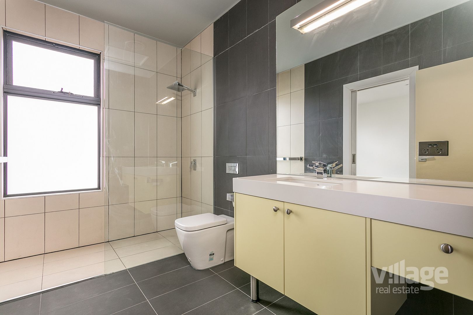 2/60 Hyde Street, Seddon VIC 3011 - Townhouse For Rent | Domain