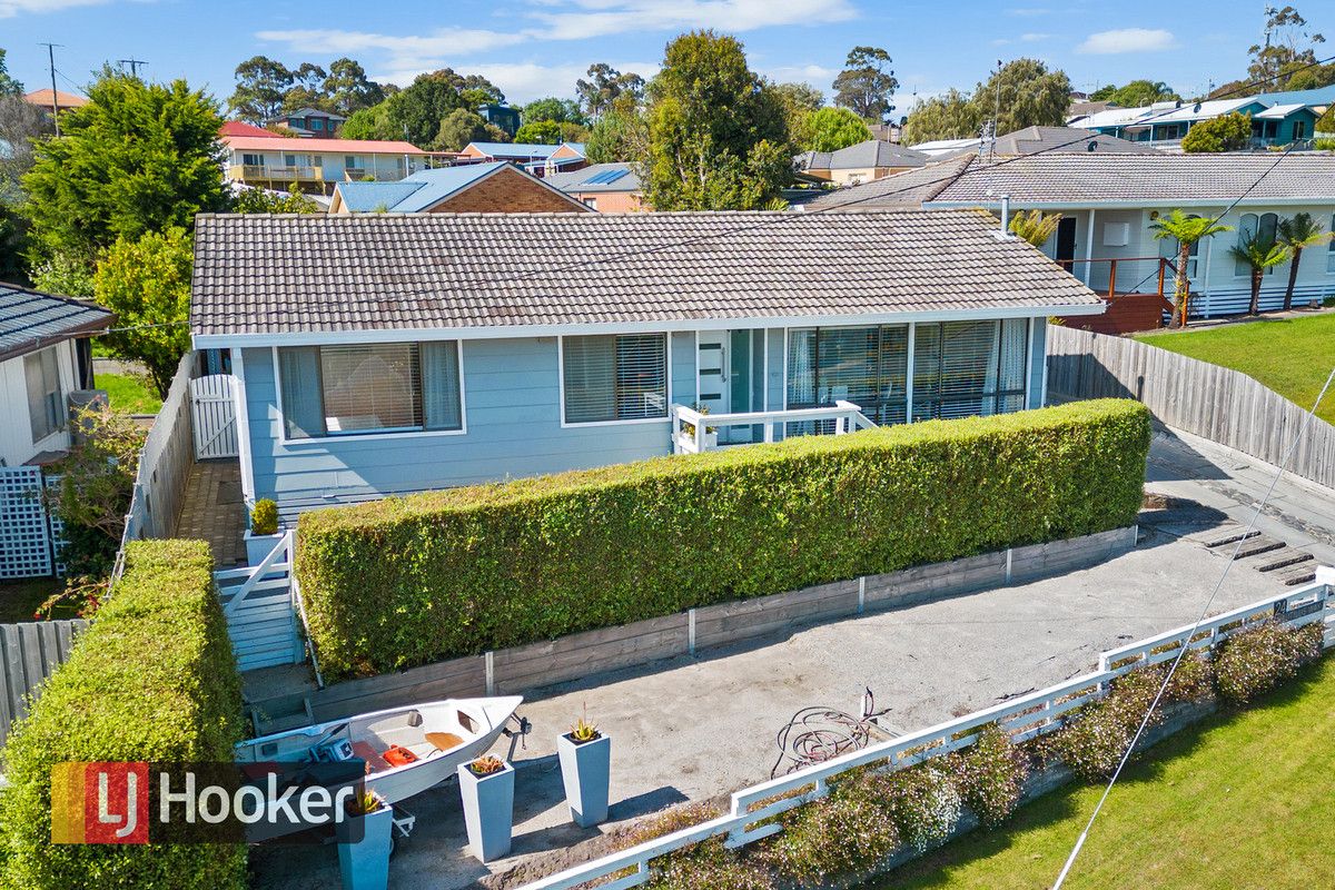 24 Nautilus Way, Lakes Entrance VIC 3909 | Domain