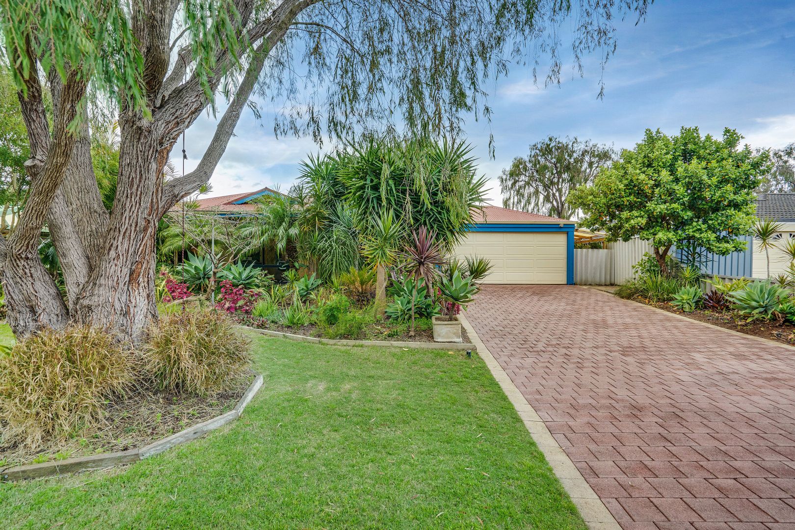 58 College Avenue, West Busselto | Property History & Address Research ...