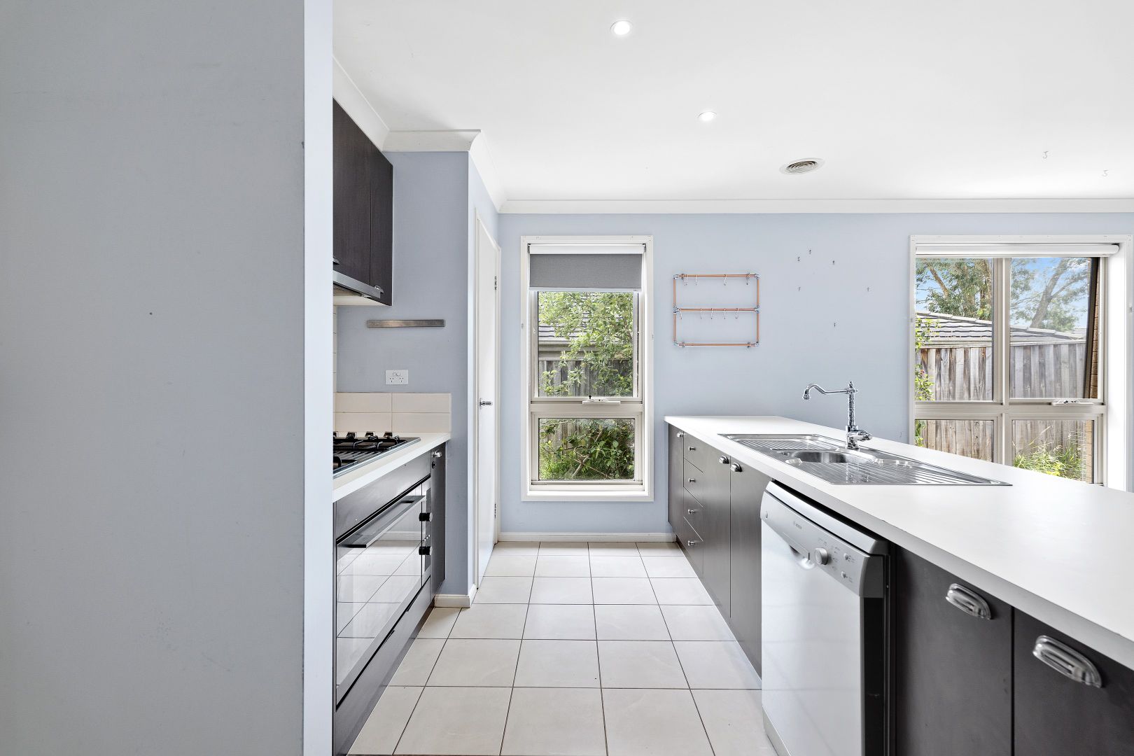 19 Mikasa Place, Pakenham VIC 3810 - House For Rent - $500 | Domain