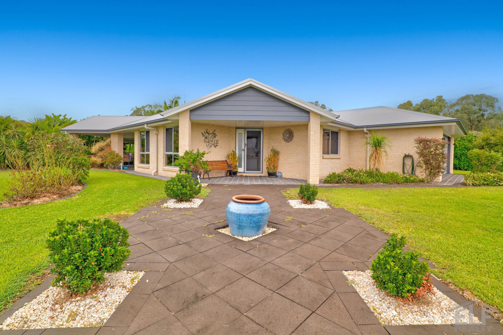 15 Kerry View Court, Forest Hill QLD 4342 | Domain