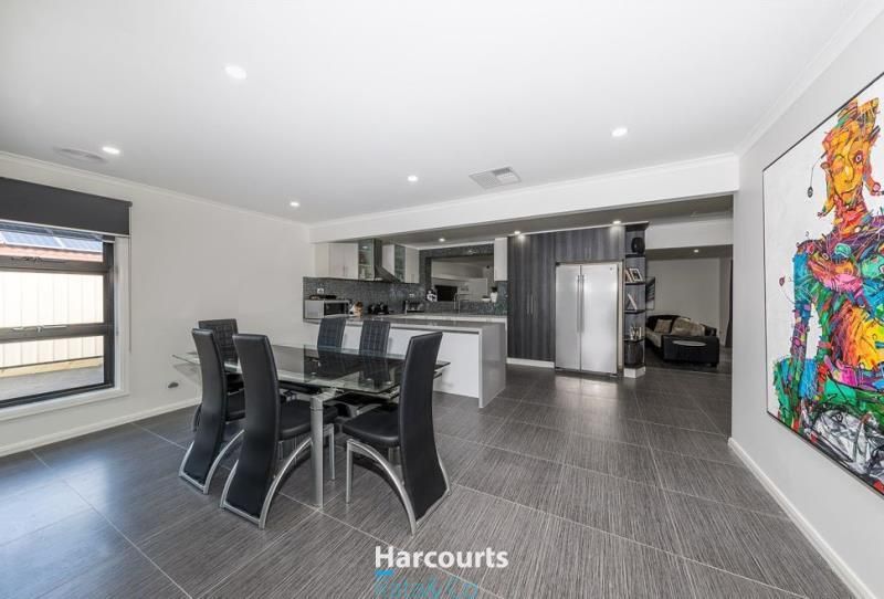 21 Foxzami Crescent, Epping VIC 3076 - House For Rent | Domain