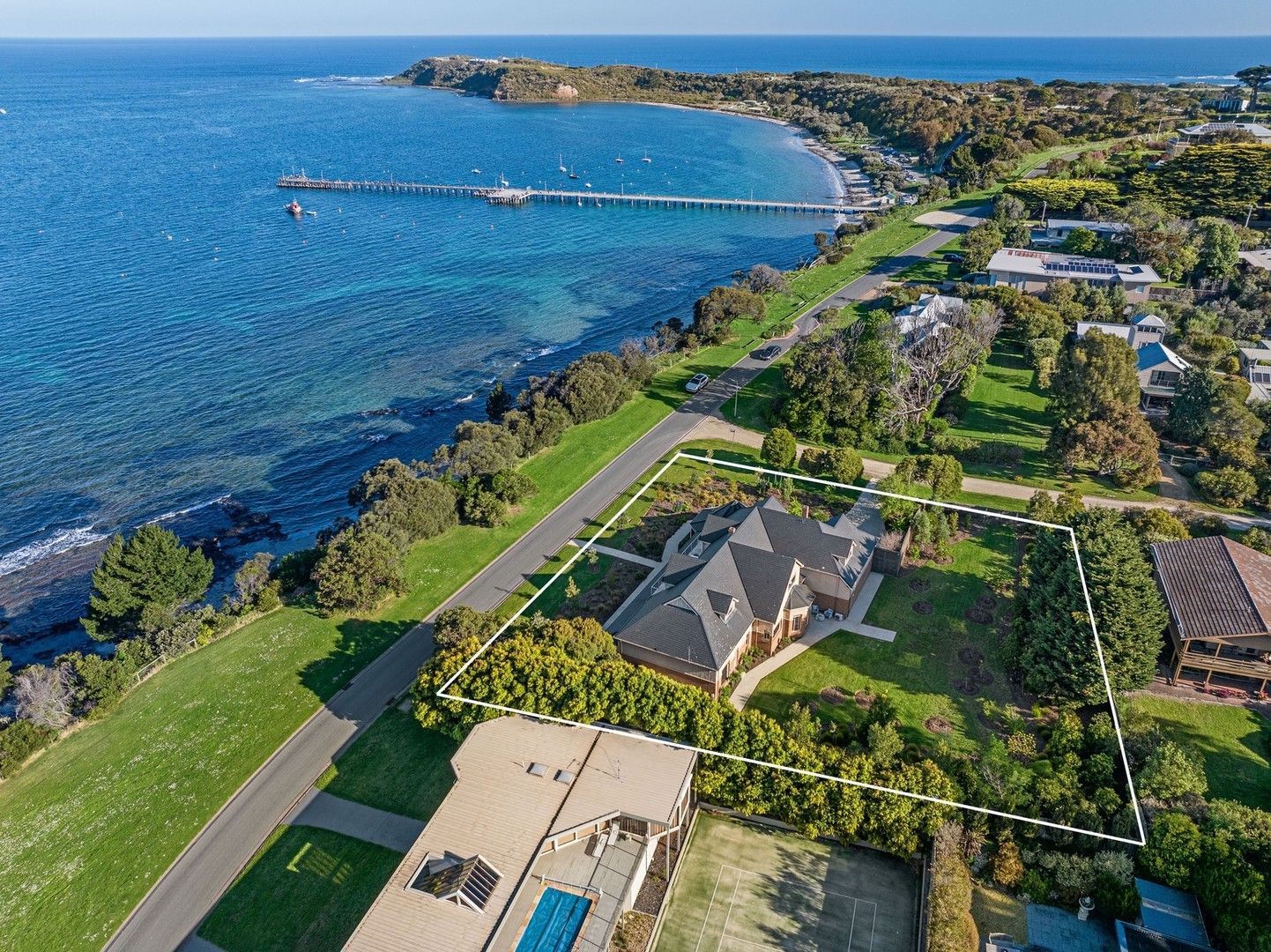 2C The Esplanade, Flinders VIC 3929 | Domain