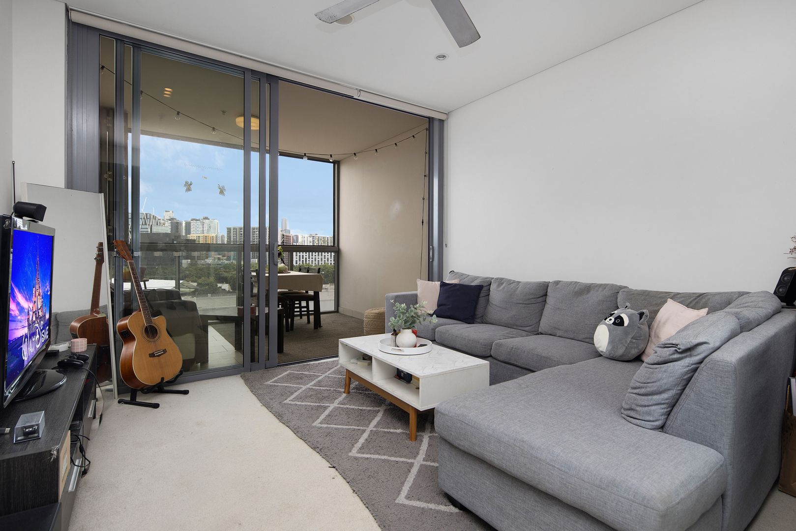 Sold 2043/16 Hamilton Place, Bowen Hills QLD 4006 on 17 Mar 2023 ...