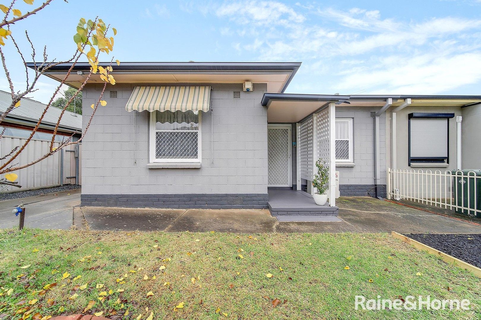 24 Hartley Grove, Windsor Garden | Property History & Address Research ...