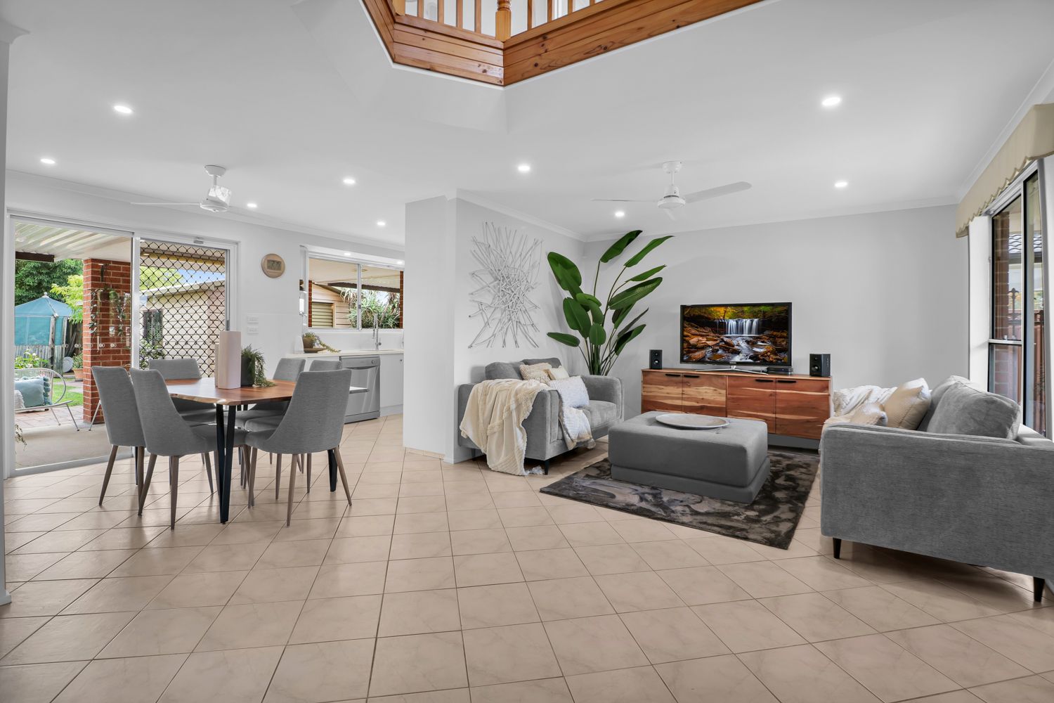 4 Ivan Street, Minchinbury NSW 2770 | Domain