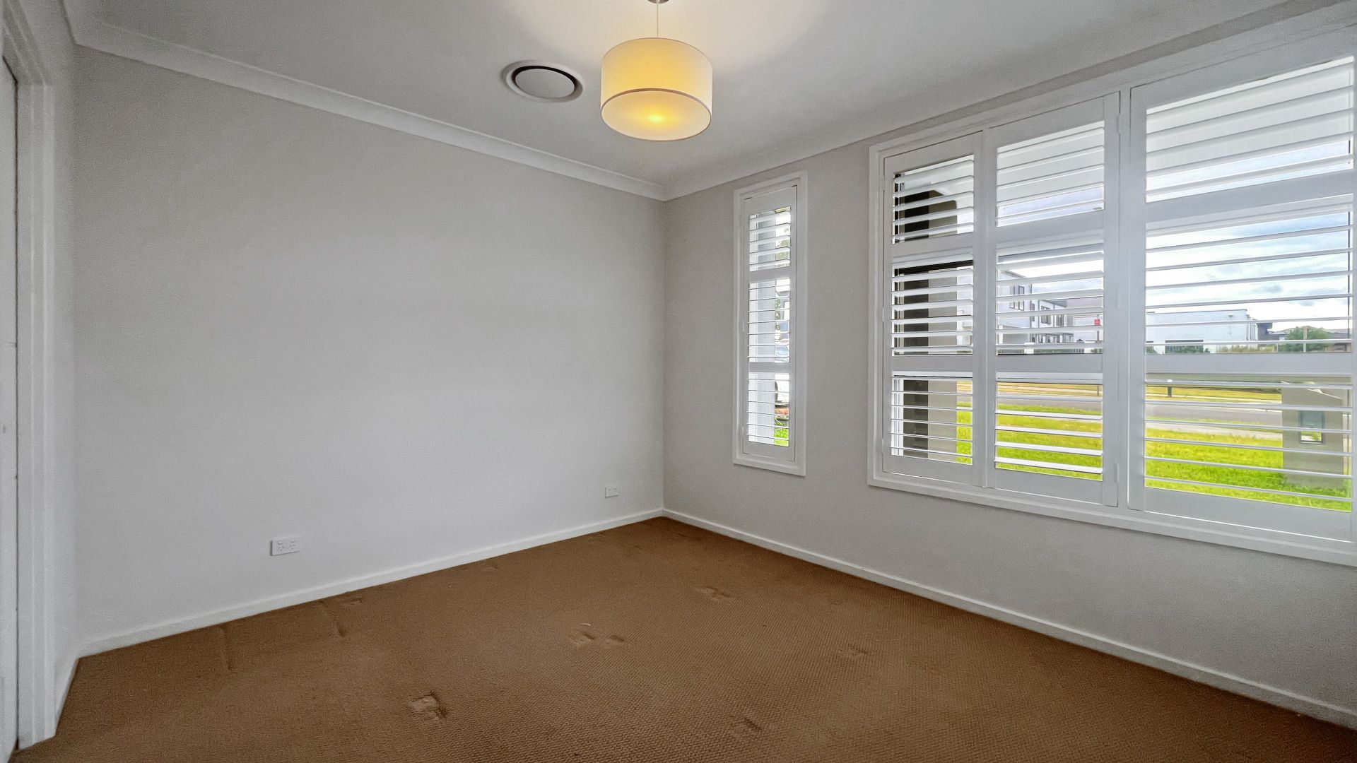 32 Wiregrass Ave, Denham Court NSW 2565 - House For Rent | Domain