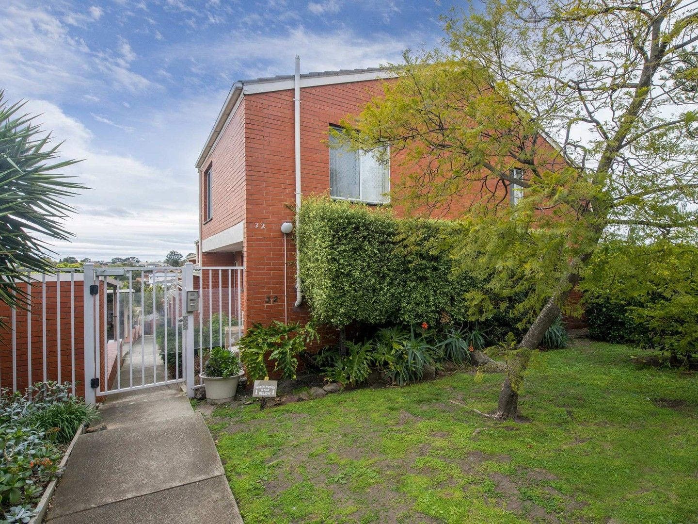 2/32 Austin Crescent, Pascoe Vale VIC 3044 - Townhouse For Rent | Domain