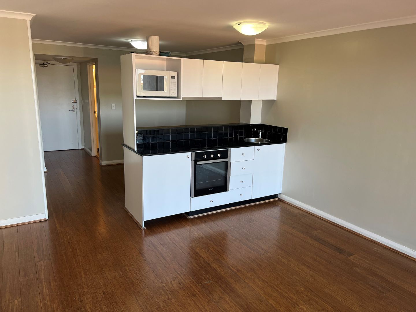 606/508 Riley Street, Surry Hills NSW 2010 - Studio For Rent | Domain