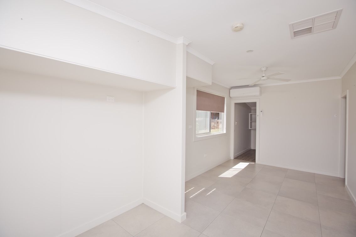 7 Wakaden Lane, Griffith NSW 2680 - House For Rent | Domain