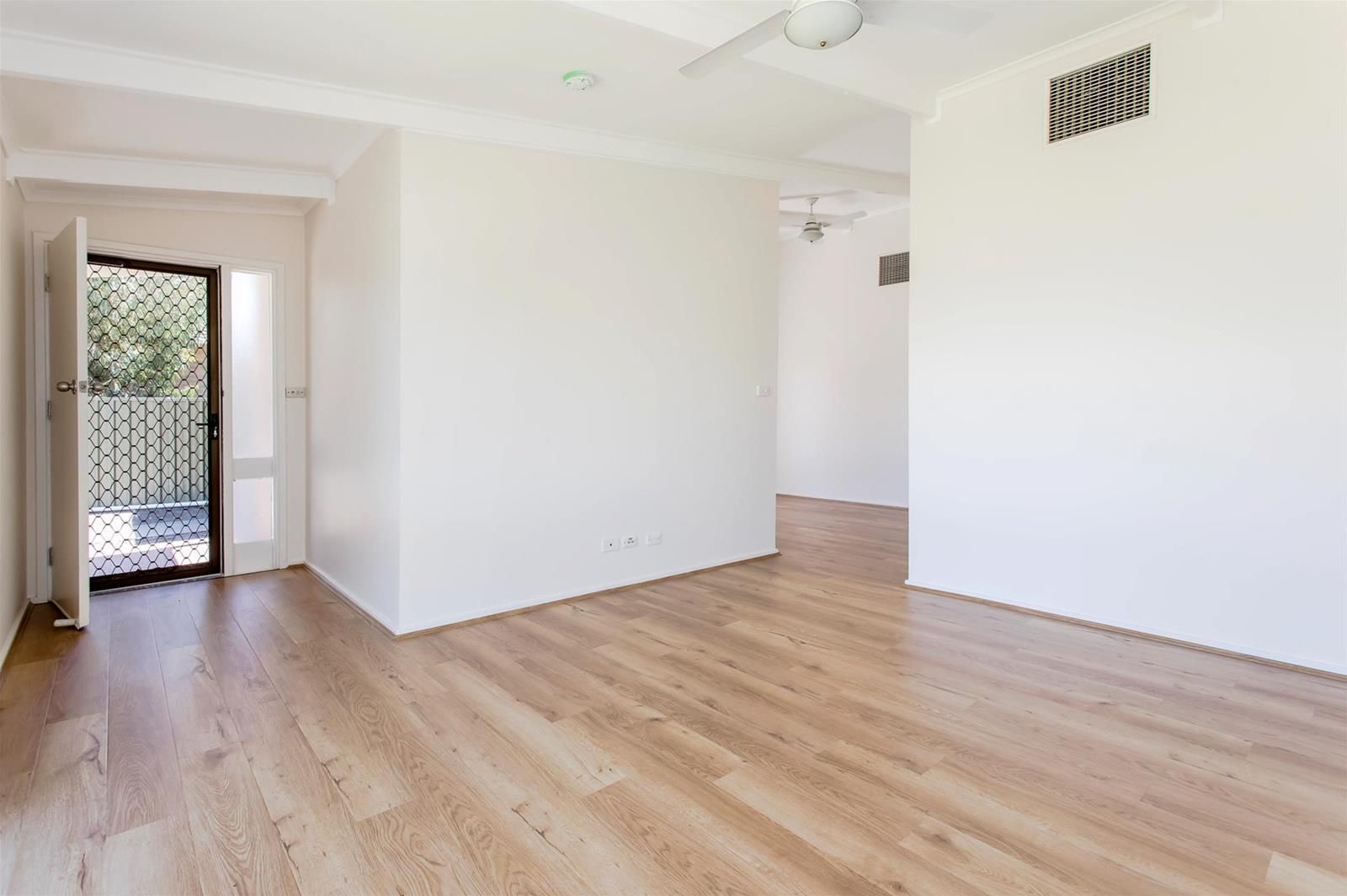 21 Tingira Drive, O'Sullivan Beach SA 5166 - House For Rent | Domain