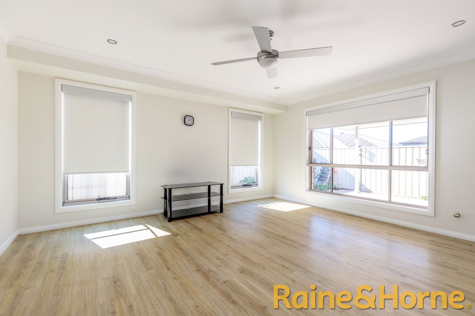 12 Ebor Way, Dubbo NSW 2830 - House For Rent - $550 | Domain