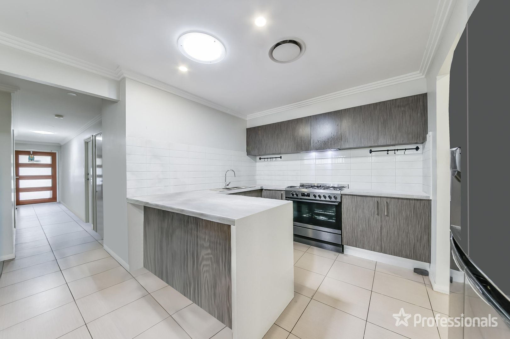 43 Fogarty St, Gregory Hills NSW 2557 - House For Rent | Domain