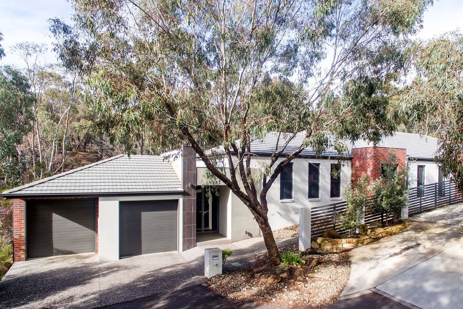 11 Bronwyn Court, Spring Gully | Property History & Address Research ...