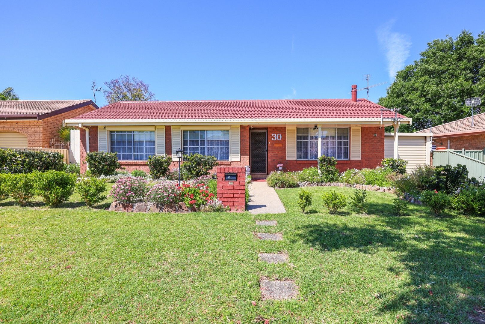 30 Maxwell Street, Tamworth NSW 2340 | Domain
