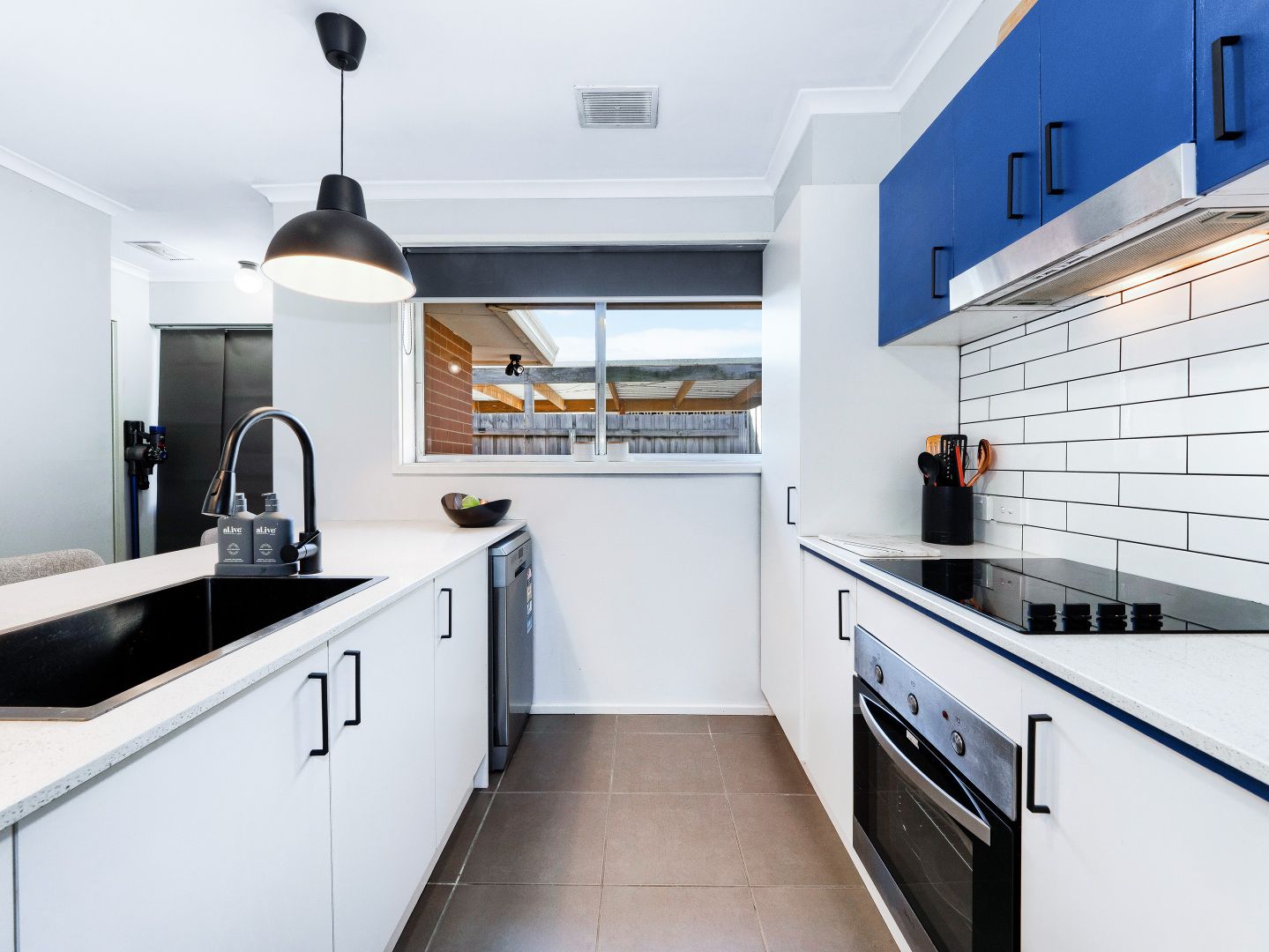 2/8 Mclaren Avenue, Cranbourne VIC 3977 | Domain