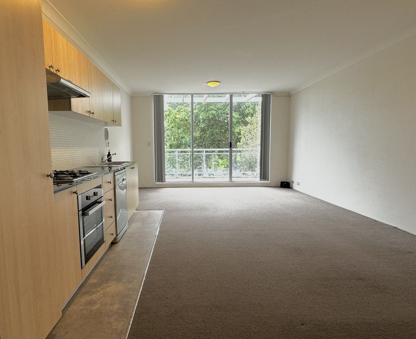 15/110 Wellington Street, Waterloo NSW 2017 - Apartment For Rent | Domain