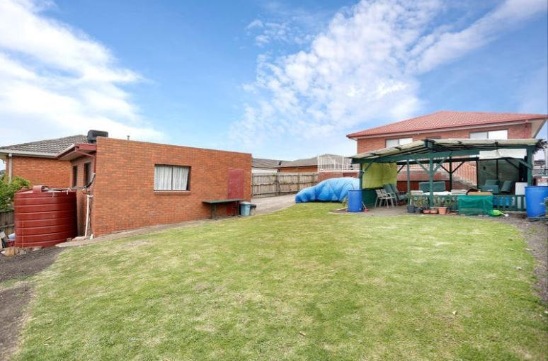 7 Ashleigh Crescent, Meadow Heights VIC 3048 | Domain