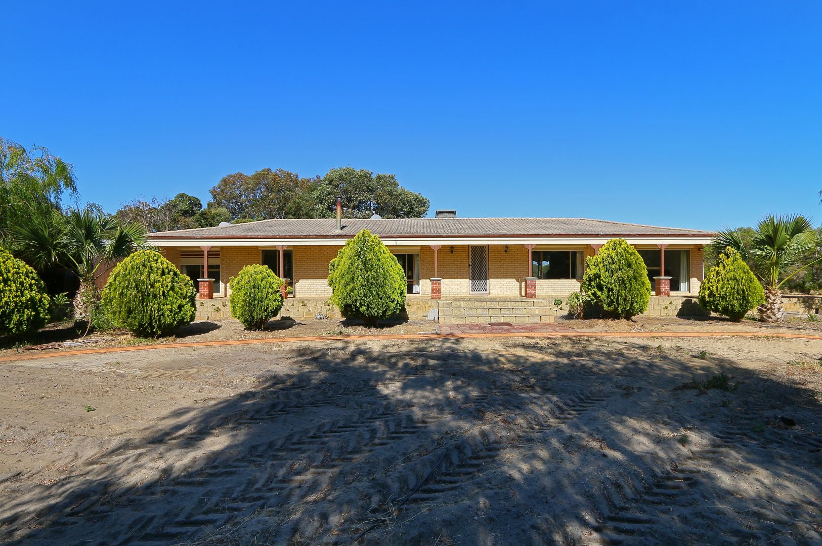 489 Liddelow Road, Banjup WA 6164 - House For Rent | Domain