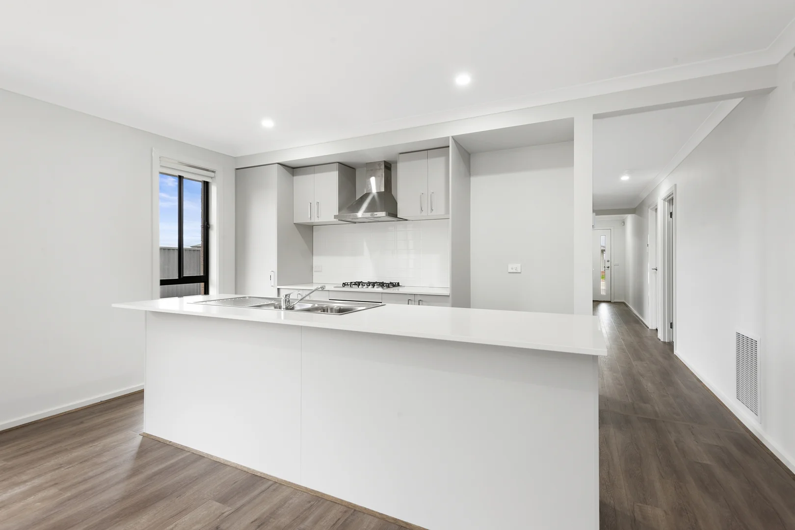 34 Walters Way, Alfredton VIC 3350 - House For Rent | Domain