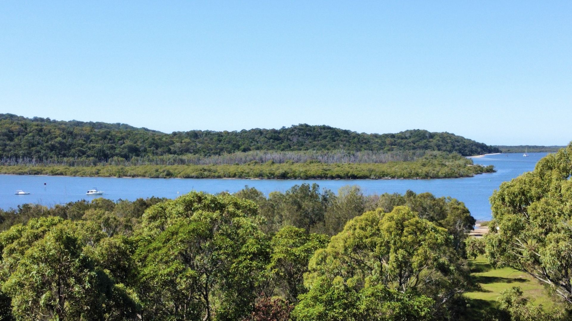 30 Crescent Dr, Russell Island QLD 4184 | Domain