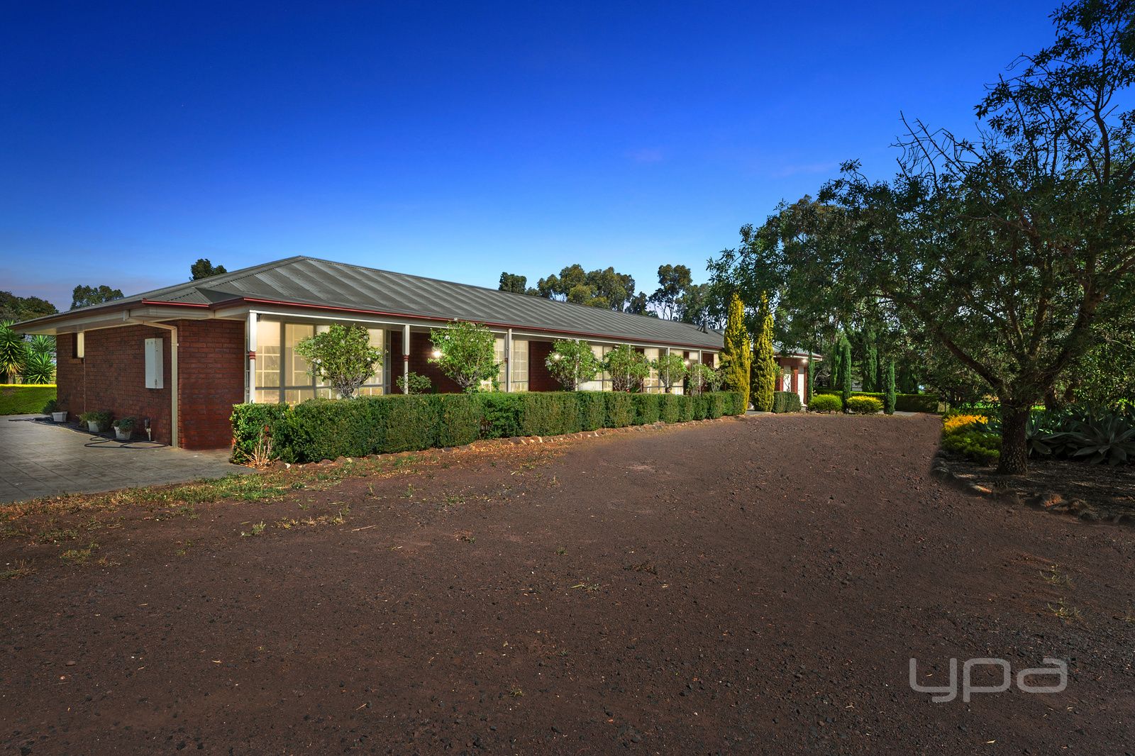 1871-1881 Mount Cottrell Road, Mount Cottrell VIC 3024 - House for Sale