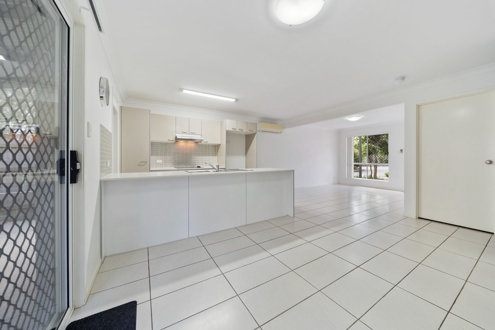 23/75-99 Gordon Road, Redland Bay QLD 4165 - Townhouse For Rent | Domain