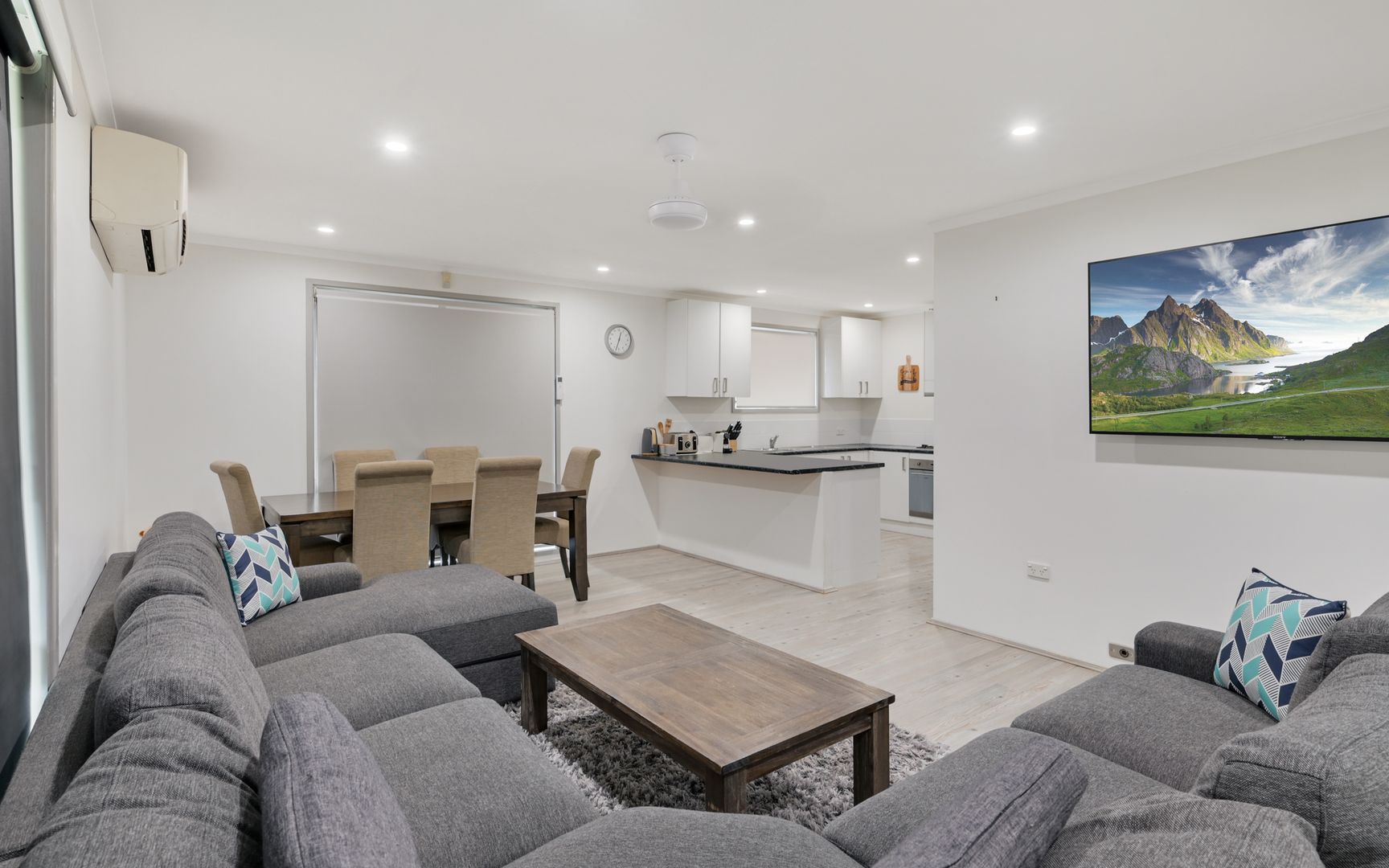 9 Melba Place, St Helens Park | Property History & Address Research ...