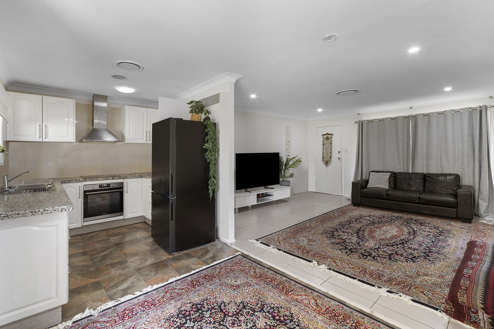 5 Forestglen Crescent, Browns Plains QLD 4118 | Domain