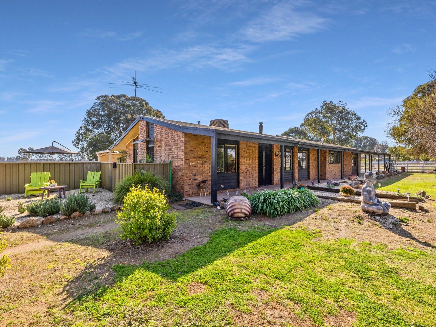 29 Cemetery Road, Corowa NSW 2646 - House for Sale - $1,050,000