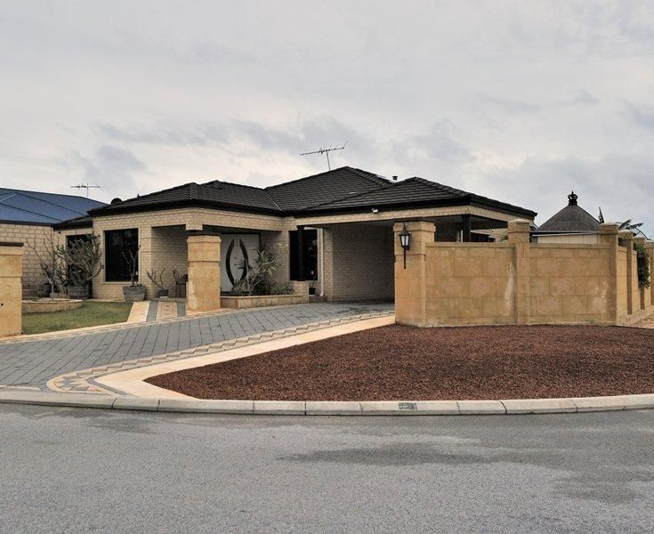 11 Arabella Mews, Currambin | Property History & Address Research | Domain