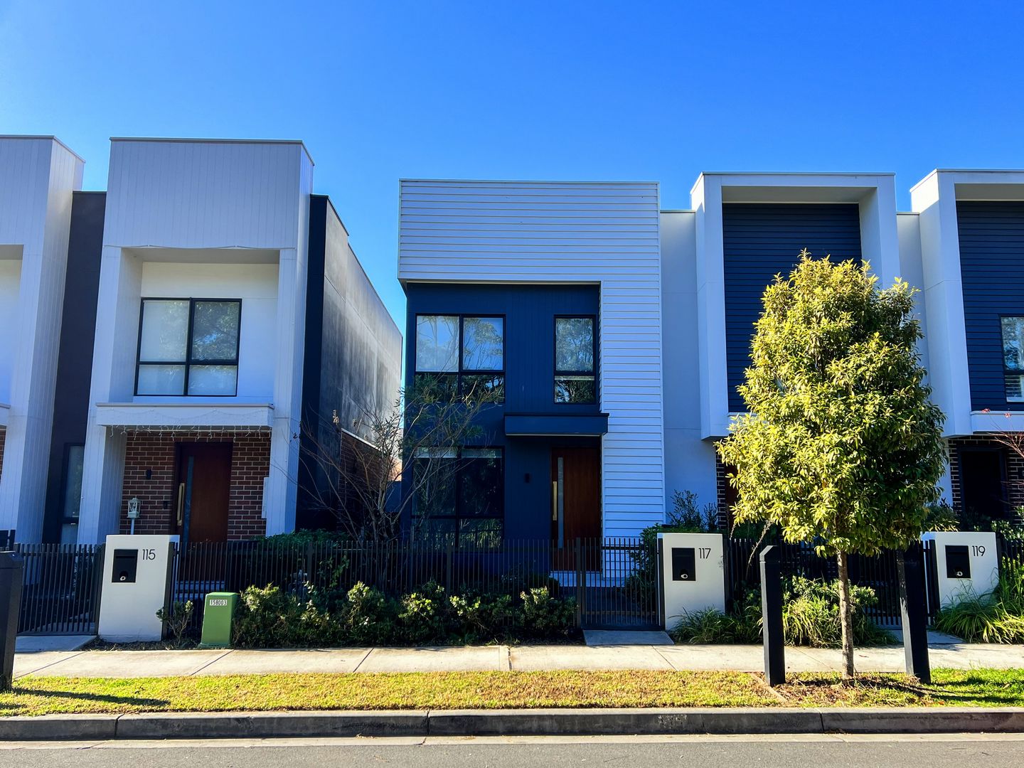 117 Passiflora Avenue, Denham Court | Property History & Address ...