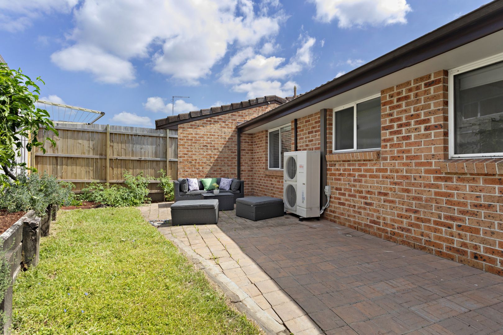 Sold 2/6-8 Providence Road, Ryde NSW 2112 on 15 Mar 2025 - 2019790146 ...
