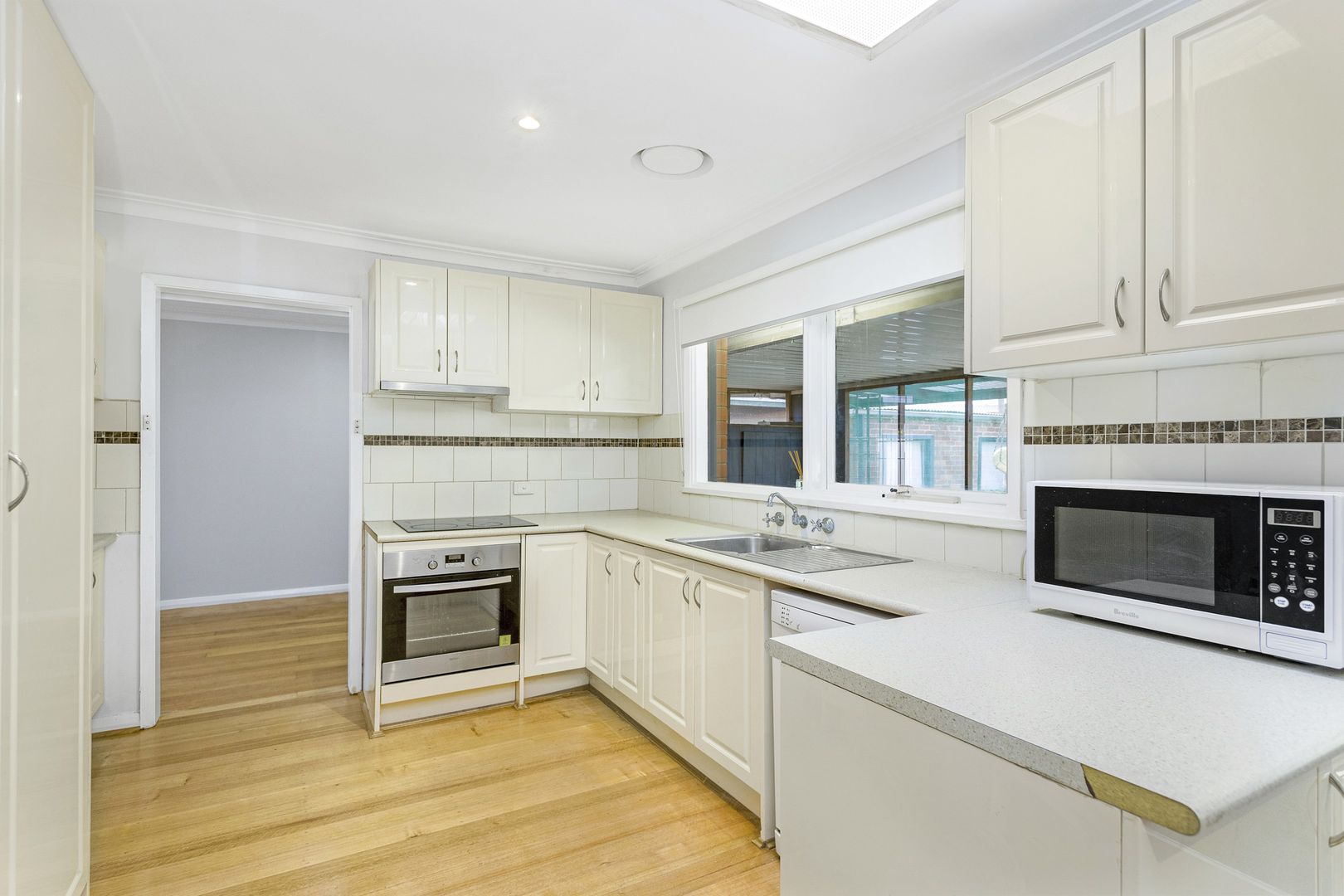 19 Titus Avenue, Hoppers Crossing VIC 3029 - House For Rent - $400 | Domain