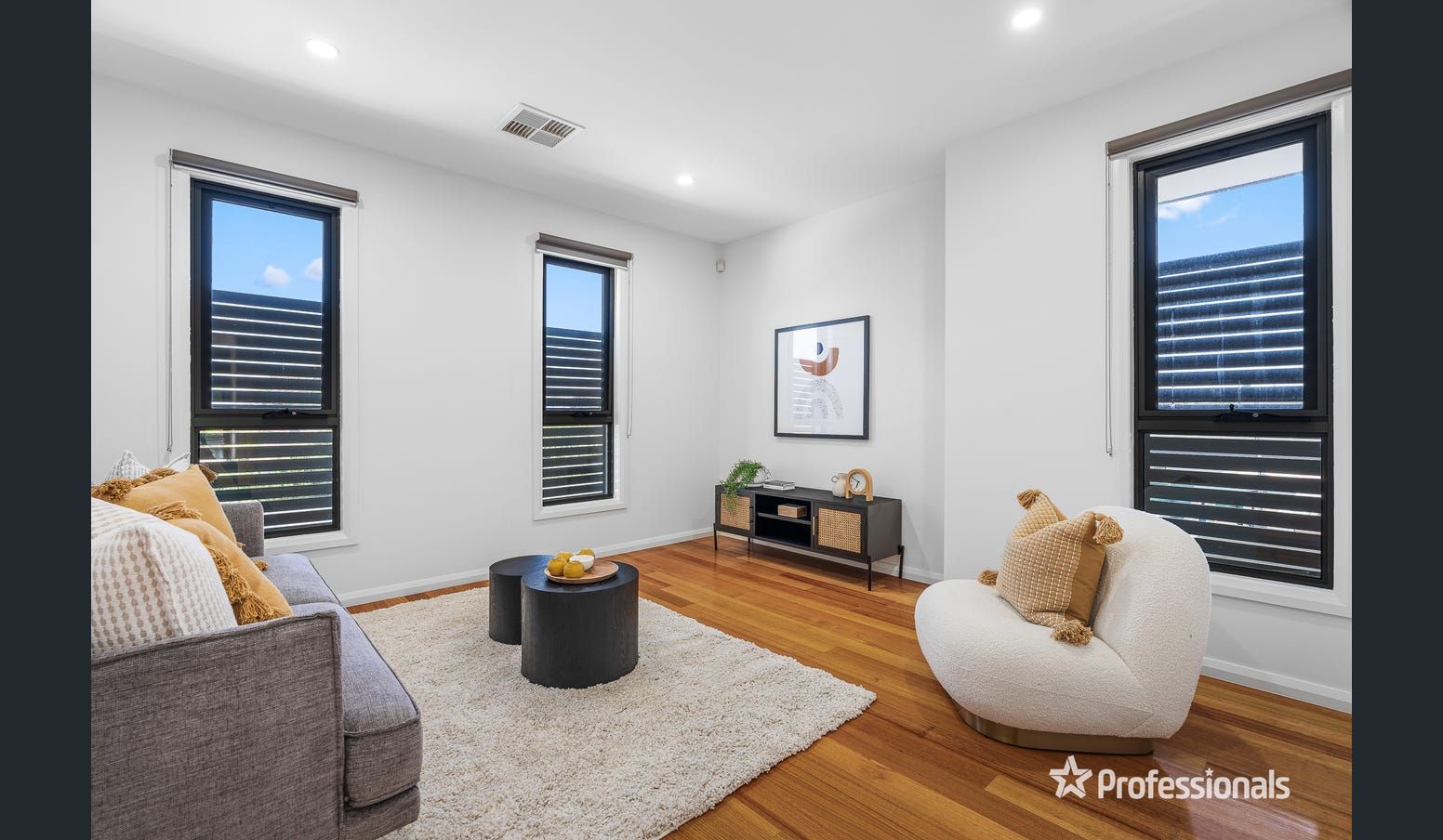 13B Poet Road, Bentleigh East VIC 3165 - Townhouse For Rent | Domain