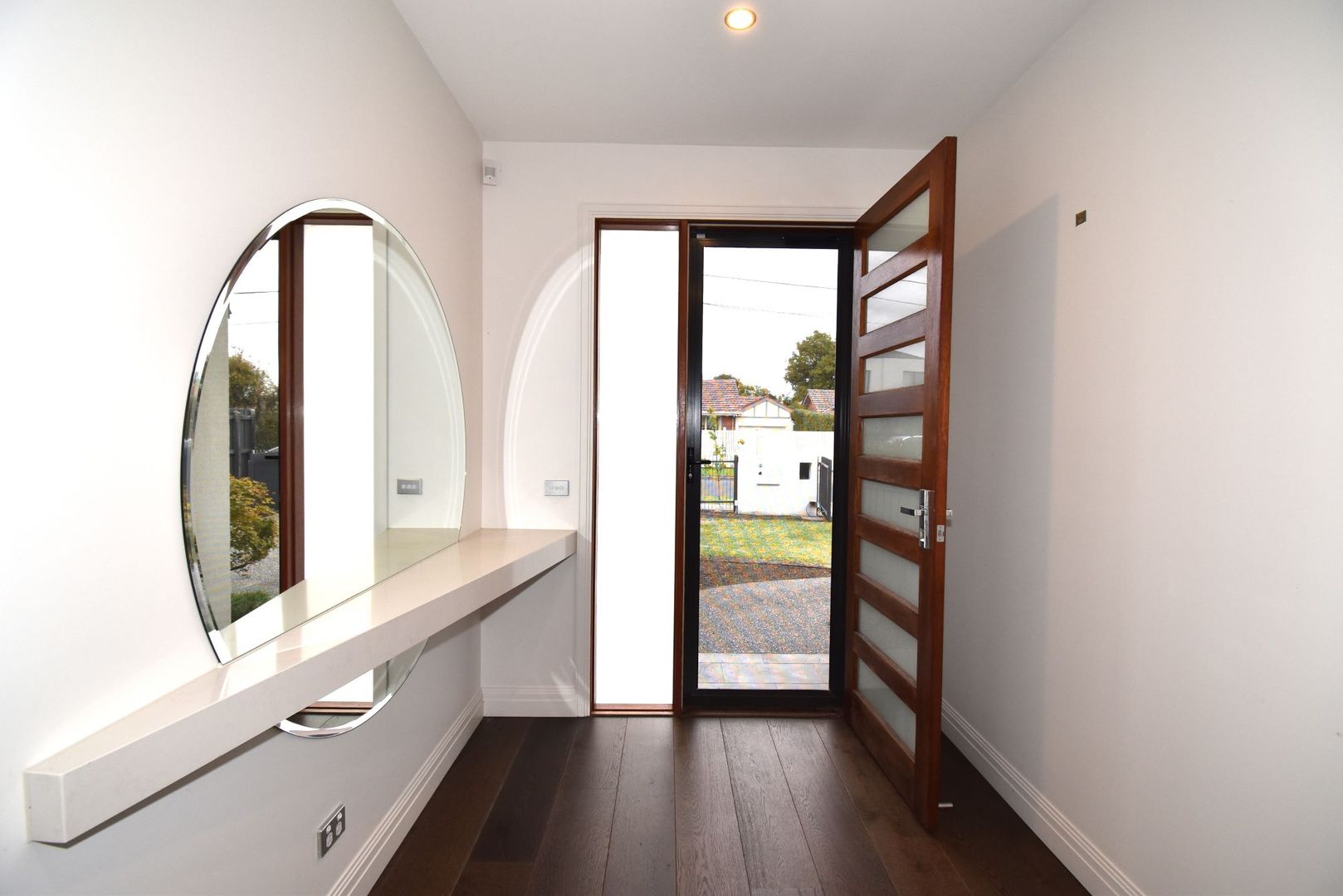 9 Ridge Avenue, Hampton East VIC 3188 - Townhouse For Rent | Domain